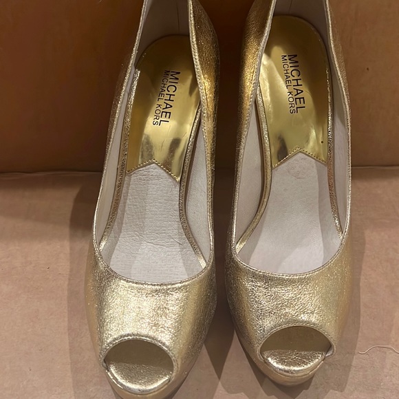 Shoes | Gold Peep Toe Pumps | Poshmark